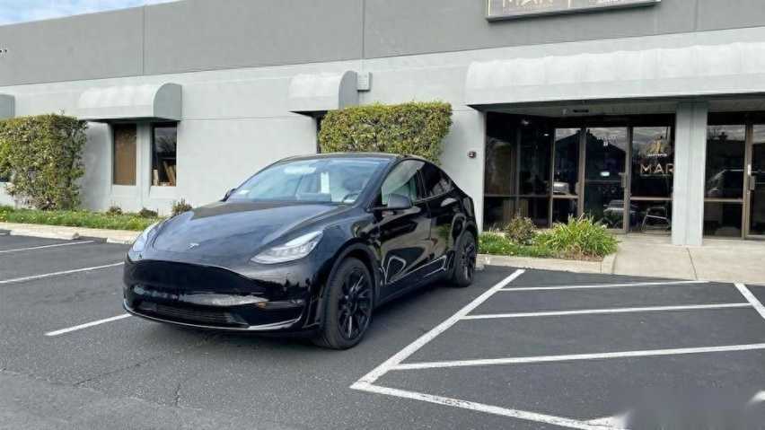 Model Y已失去性价比，逼出明年换代，开始向800V靠拢？ - 叮当号