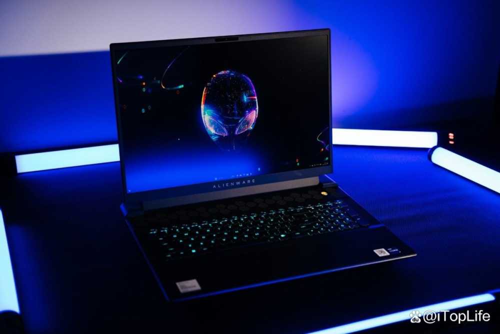 纯粹的性能猛兽 ALIENWARE外星人M18笔记本全面评测 - 叮当号