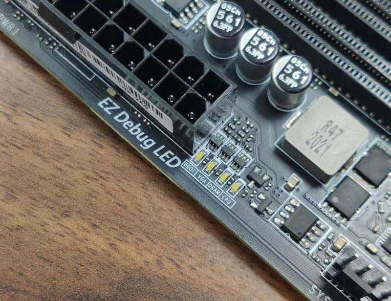 ezdebug四个指示灯代表什么意思 电脑无法开机故障先看EZDEBUG自检灯 - 叮当号