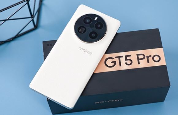 真我gt5pro和一加12有什么区别 真我gt5pro和一加12区别介绍 - 叮当号