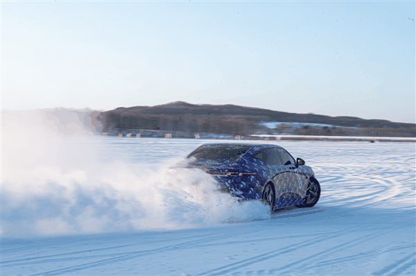 领克首款纯电轿车！领克E371谍照曝光：车长超5米的旗舰 - 叮当号