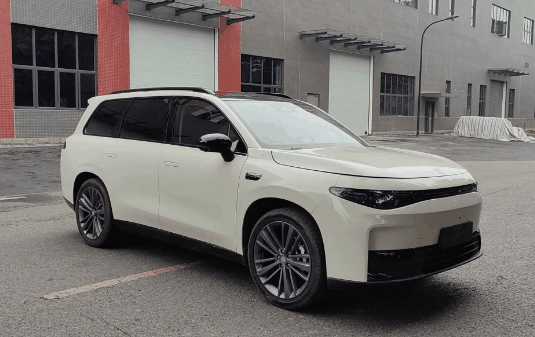 纯电增程双动力！零跑6座中大型SUV C16实车曝光 - 叮当号