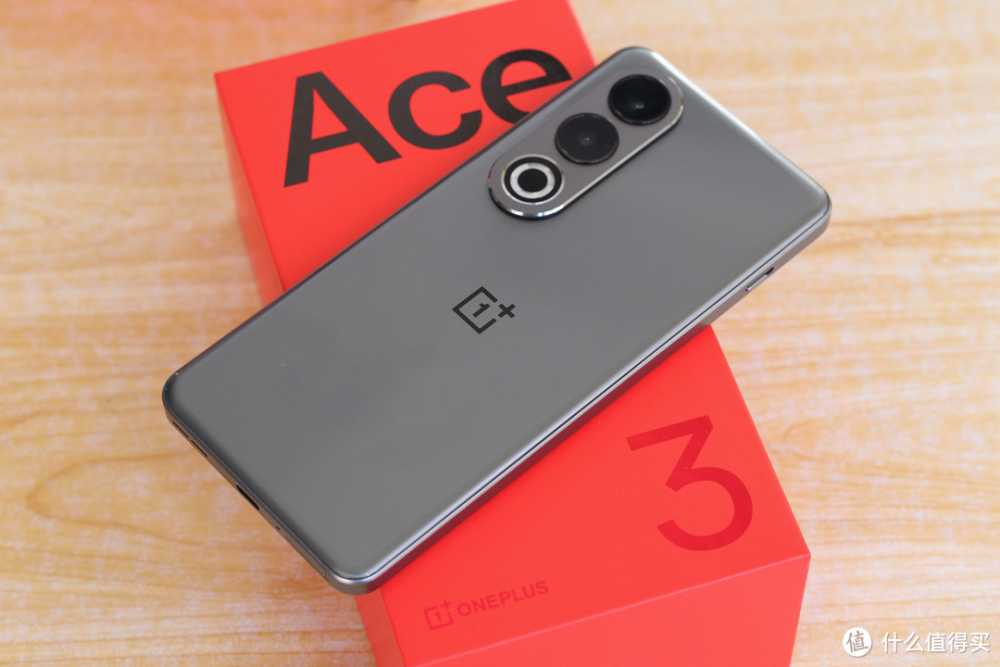 2000元价位手机，外观与质感要做成什么样？一加Ace 3V开了个好头 - 叮当号
