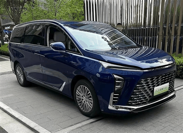 腾势D9最强对手！别克GL8插混版实车曝光：续航破1000公里 - 叮当号