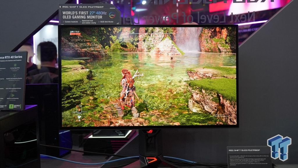 华硕展示 PG27AQDP：号称“全球首款 27 英寸 480Hz OLED 游戏显示器” - 叮当号