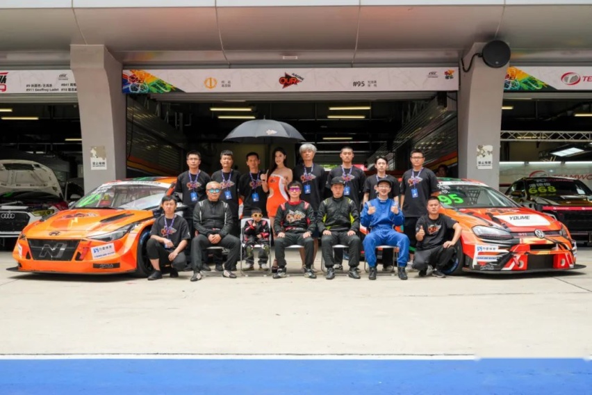 CTCC上海站两夺亚军 OUR Racing运动杯披荆斩棘 - 叮当号