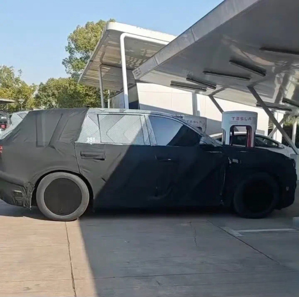 疑似乐道L80谍照曝光：尺寸接近理想L9，最快三季度上市 - 叮当号