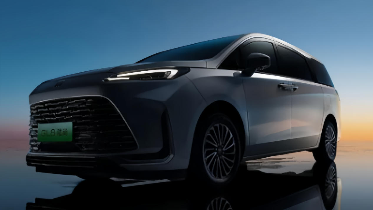 别克GL8陆尚官图发布：30万级真龙插混MPV登场，1370km续航重塑市场标杆 - 叮当号