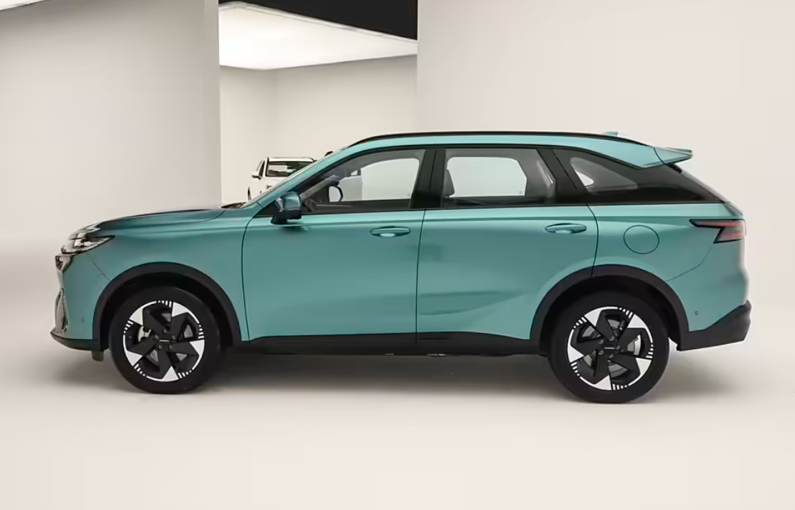 二代哈弗枭龙MAX预售，13.88万买到二代Hi4，最省的电四驱？ - 叮当号