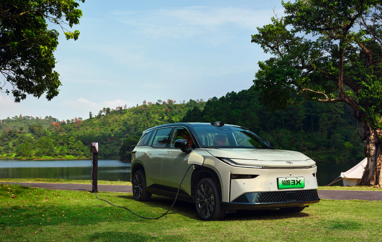 610km续航+无图端到端不到15万？丰田这台电车厉害了 - 叮当号